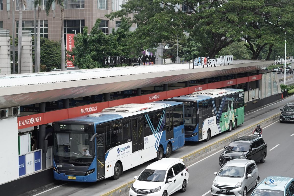 Gaji kemudian aturan jadi sopir bus Transjakarta – Berita Bola Terkini ...